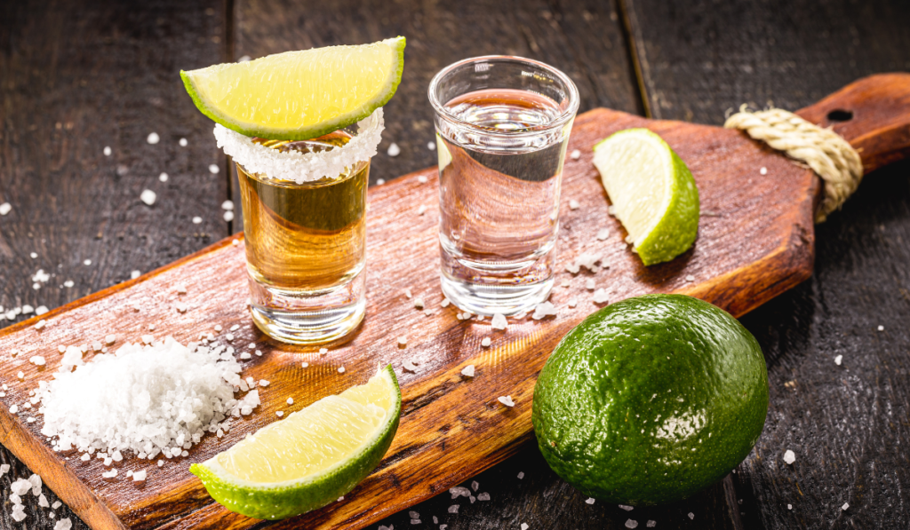 Descubre el Mejor Tequila para Tomar Sin Mezclar - Destilando MÃ©xico